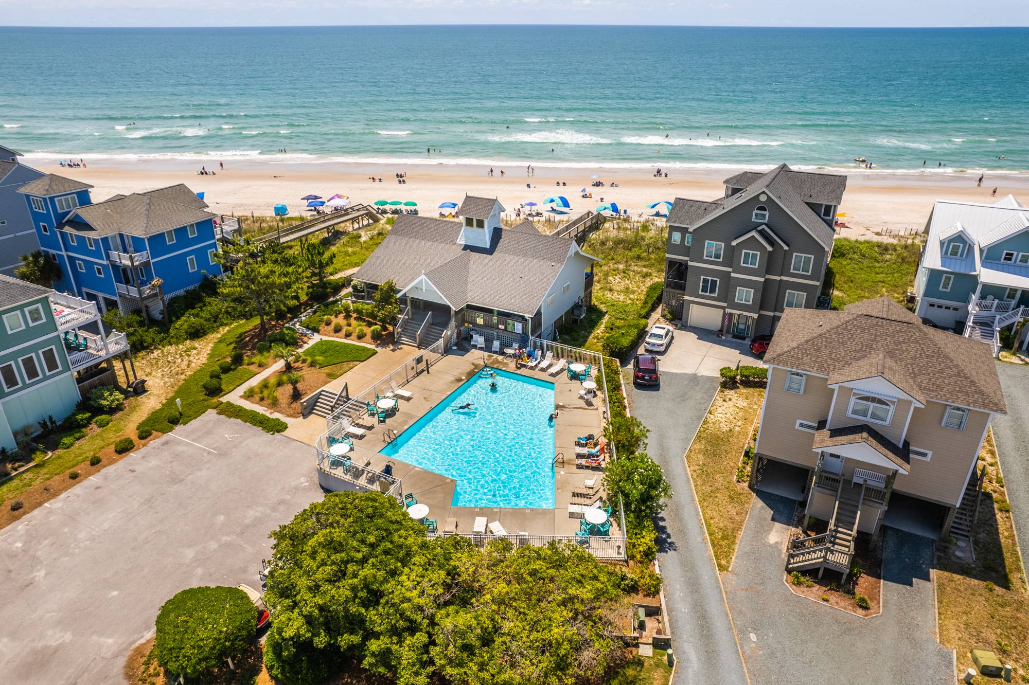 Topsail Island Vacation Rentals with Pools | Landmark Vacation Rentals